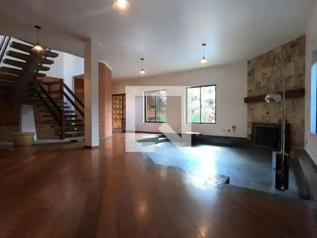 Casa / Sobrado para Venda em São Paulo/SP Morumbi 3 Quartos
