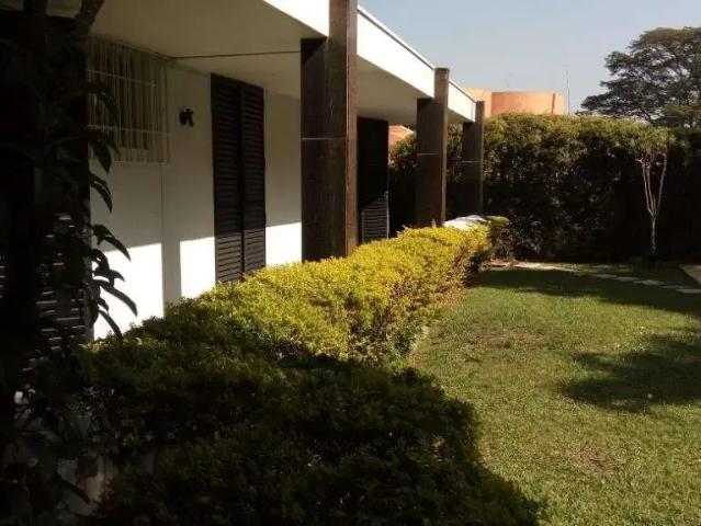 Casa / Sobrado para Venda em São Paulo/SP Morumbi 3 Quartos
