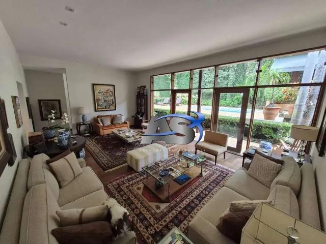 Casa / Sobrado para Venda em São Paulo/SP Morumbi 3 Quartos