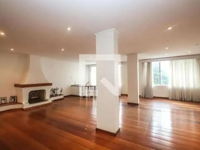 Casa / Sobrado para Venda em São Paulo/SP Morumbi 3 Quartos