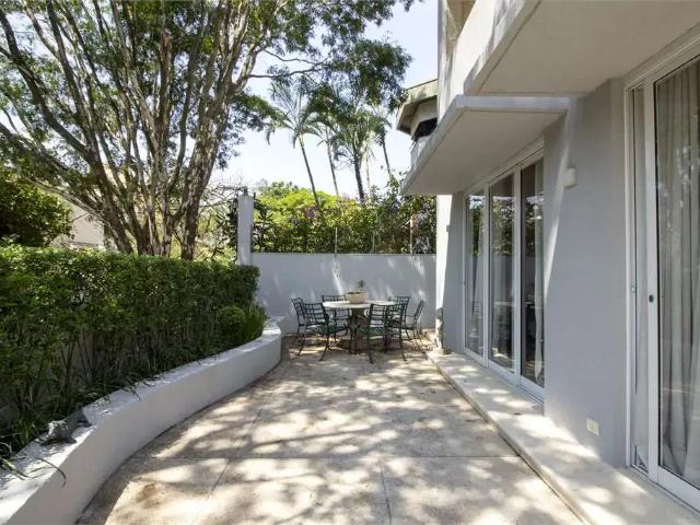 Casa / Sobrado para Venda em São Paulo/SP Morumbi 3 Quartos