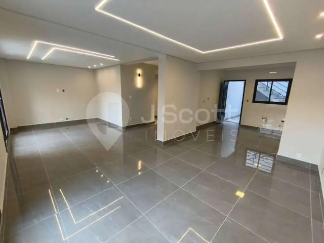 Casa / Sobrado para Venda em São Paulo/SP Morumbi 3 Quartos