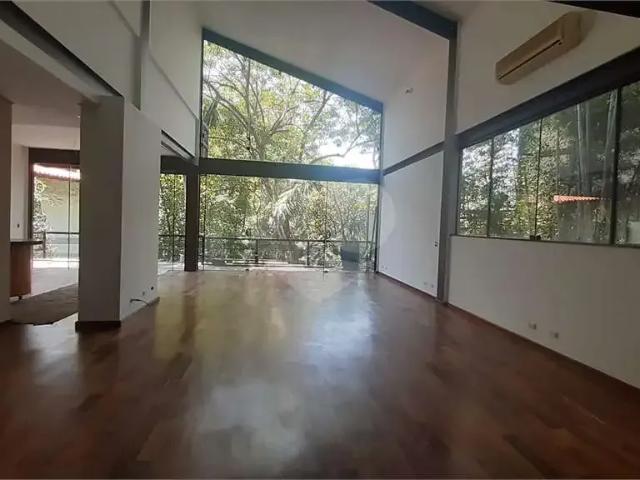 Casa / Sobrado para Venda em São Paulo/SP Morumbi 3 Quartos