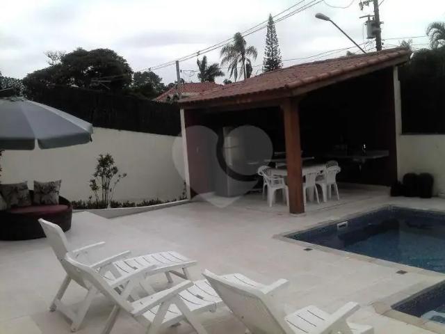 Casa / Sobrado para Venda em São Paulo/SP Morumbi 3 Quartos