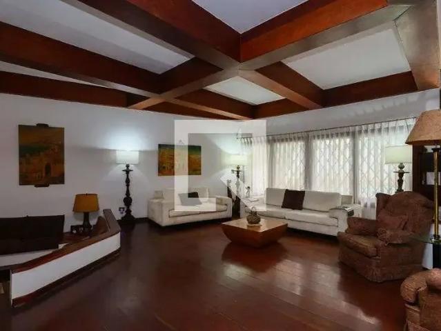 Casa / Sobrado para Venda em São Paulo/SP Morumbi 4 Quartos