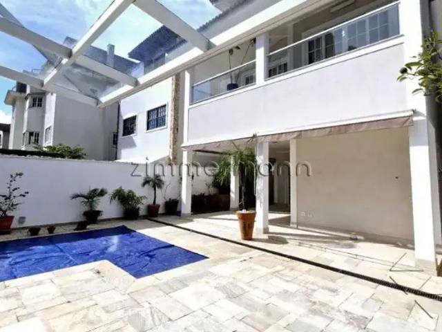 Casa / Sobrado para Venda em São Paulo/SP Morumbi 4 Quartos