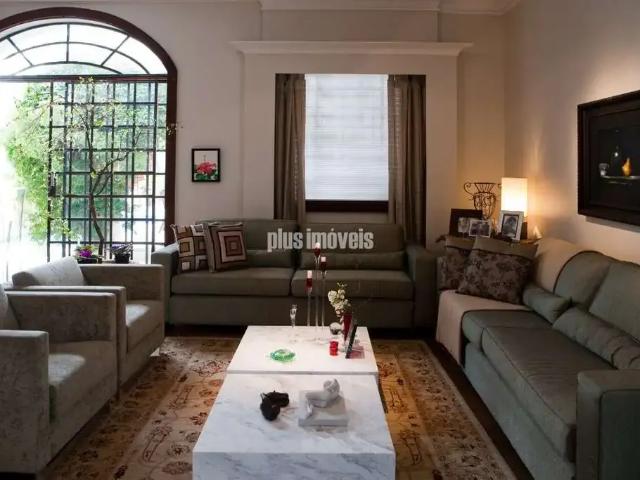 Casa / Sobrado para Venda em São Paulo/SP Morumbi 4 Quartos