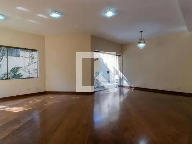 Casa / Sobrado para Venda em São Paulo/SP Morumbi 4 Quartos