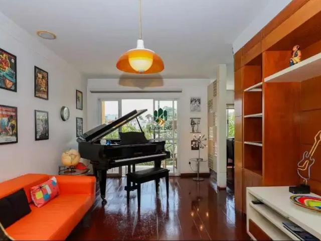 Casa / Sobrado para Venda em São Paulo/SP Morumbi 4 Quartos