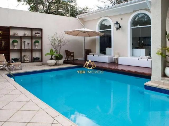 Casa / Sobrado para Venda em São Paulo/SP Morumbi 4 Quartos