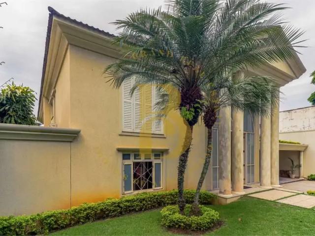Casa / Sobrado para Venda em São Paulo/SP Morumbi 4 Quartos