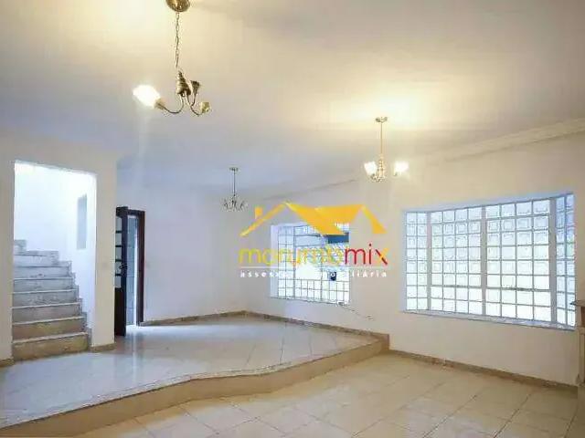 Casa / Sobrado para Venda em São Paulo/SP Morumbi 4 Quartos