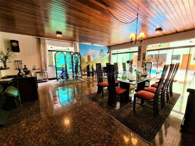 Casa / Sobrado para Venda em São Paulo/SP Morumbi 4 Quartos