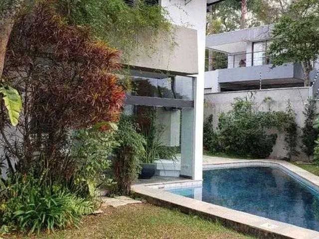 Casa / Sobrado para Venda em São Paulo/SP Morumbi 4 Quartos