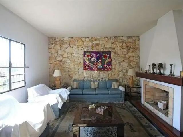 Casa / Sobrado para Venda em São Paulo/SP Morumbi 4 Quartos