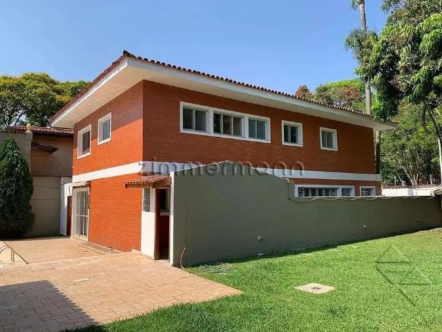 Casa / Sobrado para Venda em São Paulo/SP Morumbi 4 Quartos
