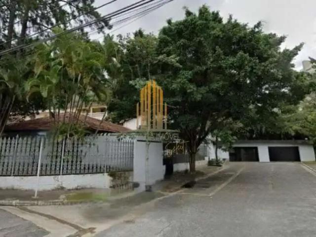 Casa / Sobrado para Venda em São Paulo/SP Morumbi 4 Quartos