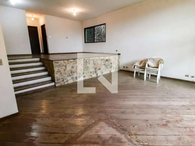 Casa / Sobrado para Venda em São Paulo/SP Morumbi 4 Quartos