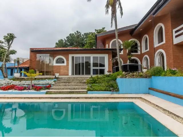 Casa / Sobrado para Venda em São Paulo/SP Morumbi 4 Quartos