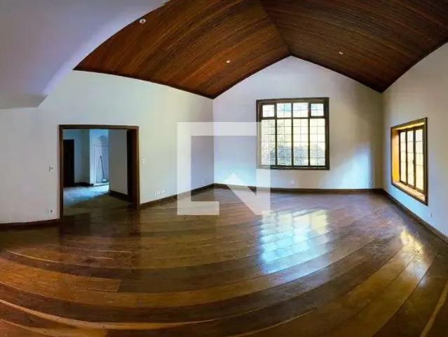 Casa / Sobrado para Venda em São Paulo/SP Morumbi 4 Quartos