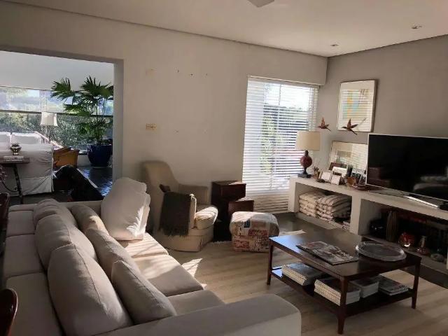 Casa / Sobrado para Venda em São Paulo/SP Morumbi 4 Quartos