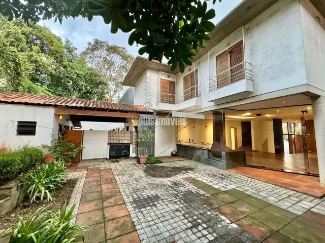 Casa / Sobrado para Venda em São Paulo/SP Morumbi 4 Quartos