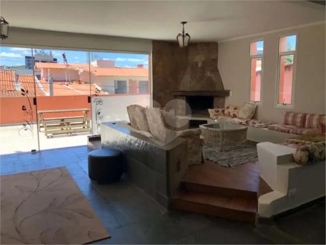 Casa / Sobrado para Venda em São Paulo/SP Morumbi 4 Quartos