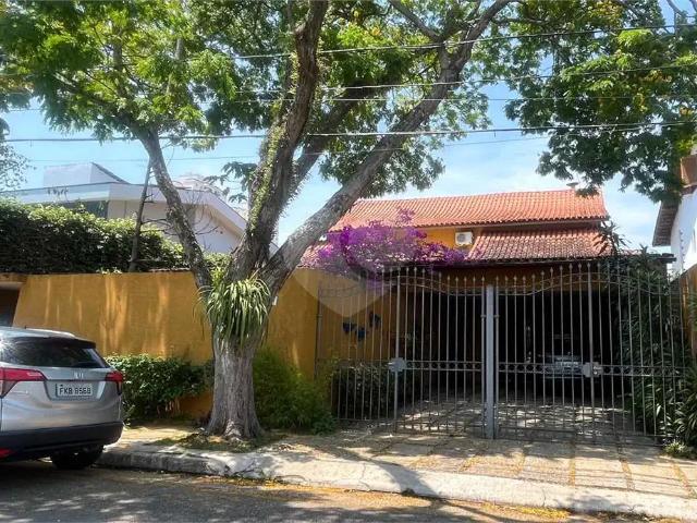 Casa / Sobrado para Venda em São Paulo/SP Lar São Paulo 4 Quartos
