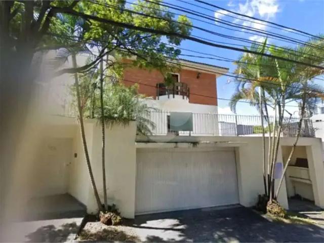 Casa / Sobrado para Venda em São Paulo/SP Morumbi 4 Quartos