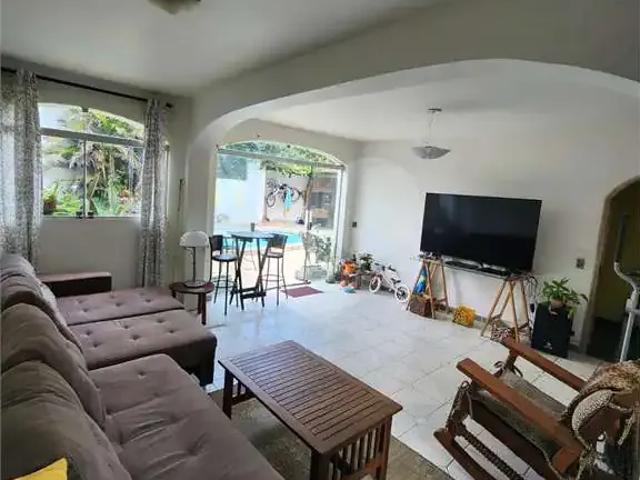 Casa / Sobrado para Venda em São Paulo/SP Morumbi 4 Quartos
