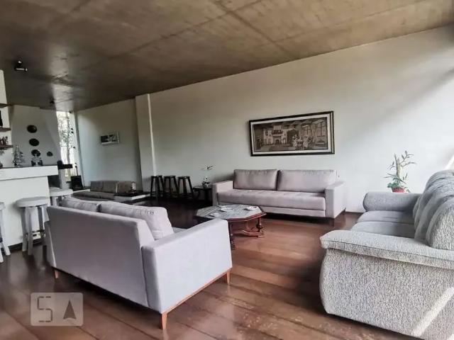 Casa / Sobrado para Venda em São Paulo/SP Morumbi 4 Quartos