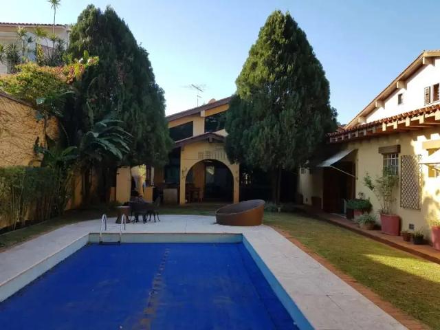 Casa / Sobrado para Venda em São Paulo/SP Morumbi 4 Quartos