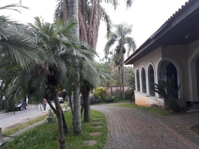 Casa / Sobrado para Venda em São Paulo/SP Morumbi 5 Quartos