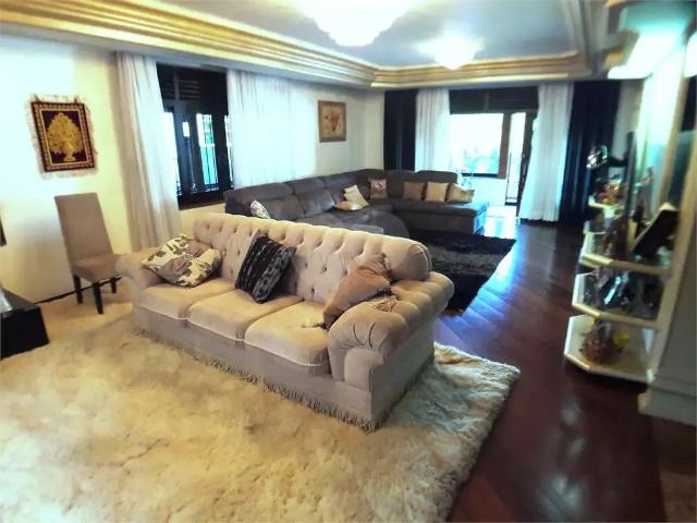 Casa / Sobrado para Venda em São Paulo/SP Morumbi 5 Quartos