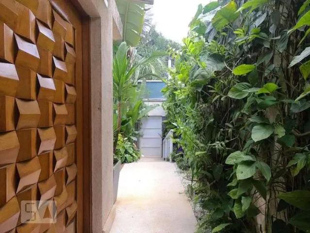Casa / Sobrado para Venda em São Paulo/SP Morumbi 5 Quartos