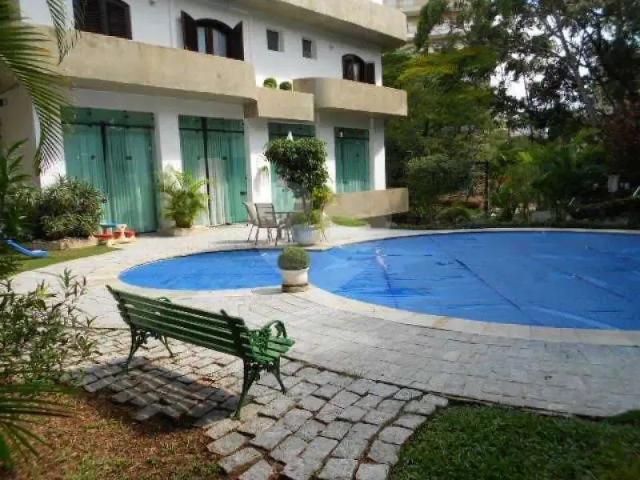 Casa / Sobrado para Venda em São Paulo/SP Morumbi 5 Quartos