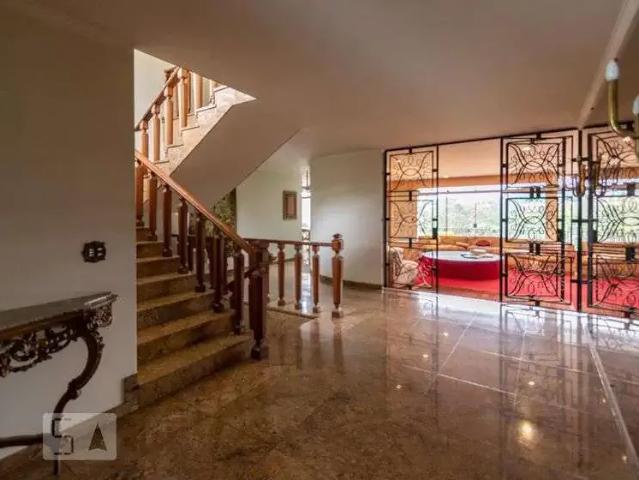 Casa / Sobrado para Venda em São Paulo/SP Morumbi 5 Quartos