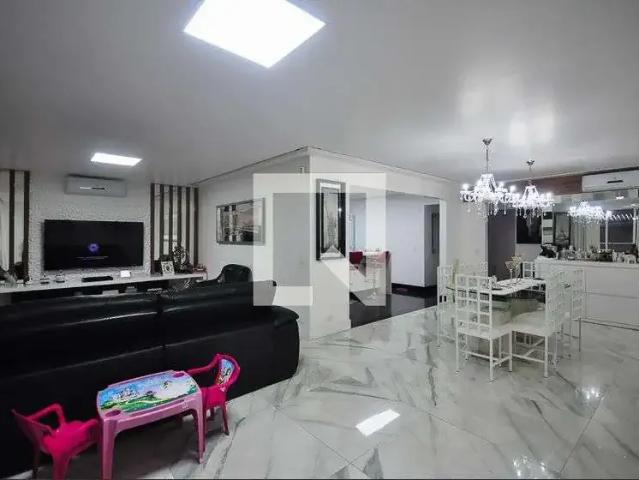 Casa / Sobrado para Venda em São Paulo/SP Morumbi 5 Quartos