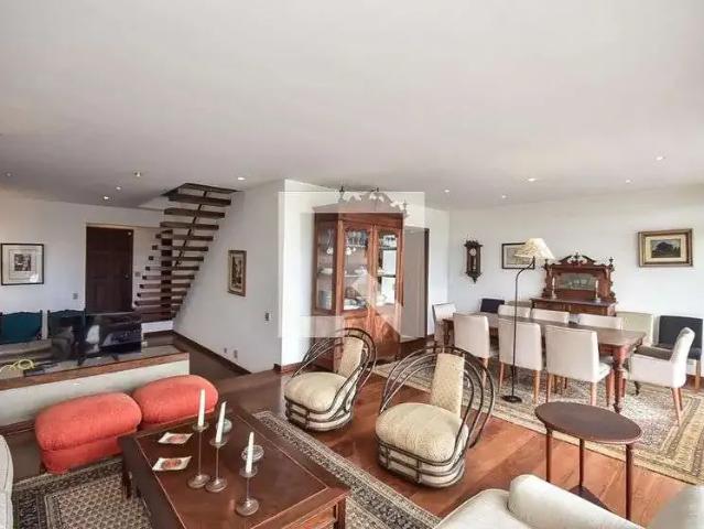 Casa / Sobrado para Venda em São Paulo/SP Morumbi 5 Quartos