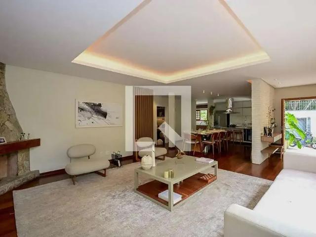 Casa / Sobrado para Venda em São Paulo/SP Morumbi 5 Quartos