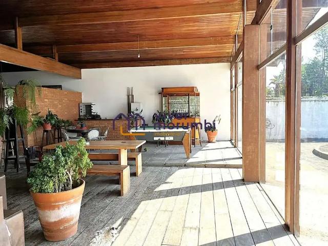 Casa / Sobrado para Venda em São Paulo/SP Morumbi 6 Quartos