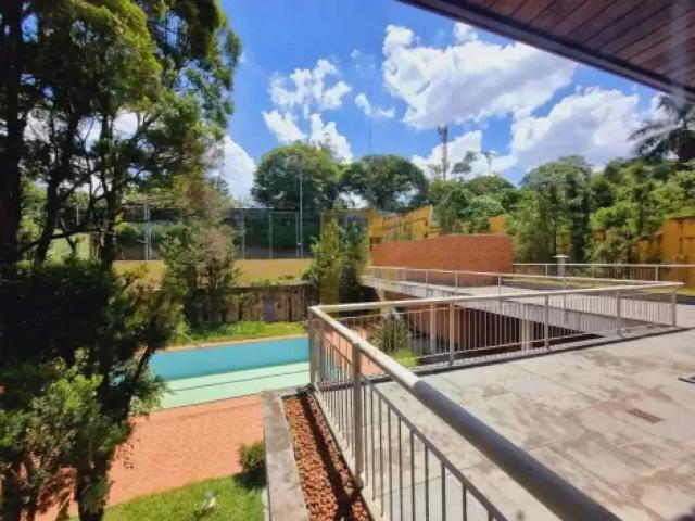 Casa / Sobrado para Venda em São Paulo/SP Morumbi 6 Quartos