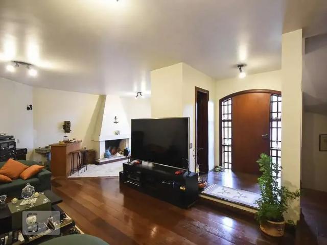 Casa / Sobrado para Venda em São Paulo/SP Panamby 3 Quartos