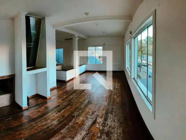Casa / Sobrado para Venda em São Paulo/SP Panamby 4 Quartos
