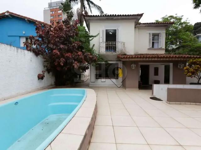 Casa / Sobrado para Venda em São Paulo/SP Pacaembu 4 Quartos