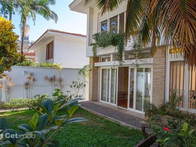 Casa / Sobrado para Venda em São Paulo/SP Pacaembu 4 Quartos
