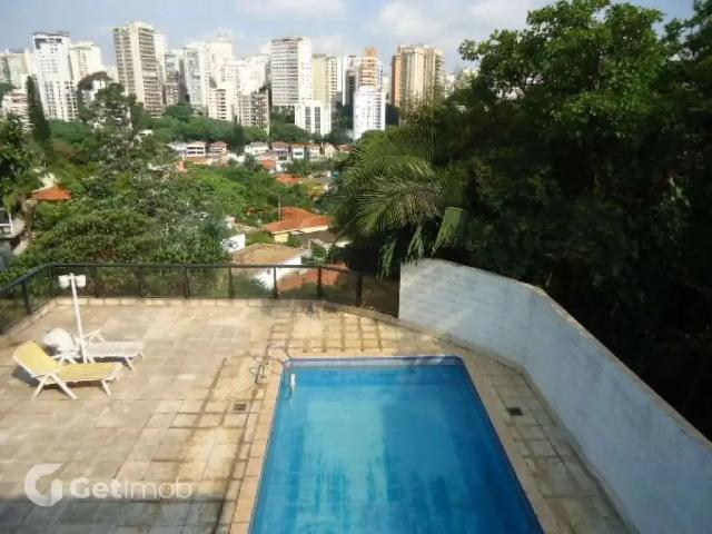 Casa / Sobrado para Venda em São Paulo/SP Pacaembu 4 Quartos