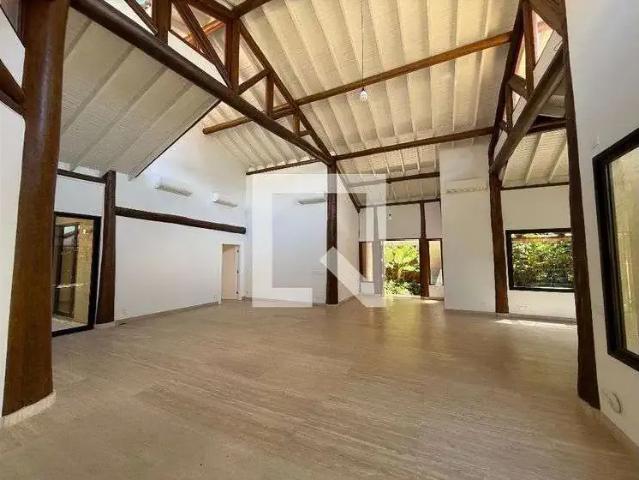 Casa / Sobrado para Venda em São Paulo/SP Pacaembu 4 Quartos