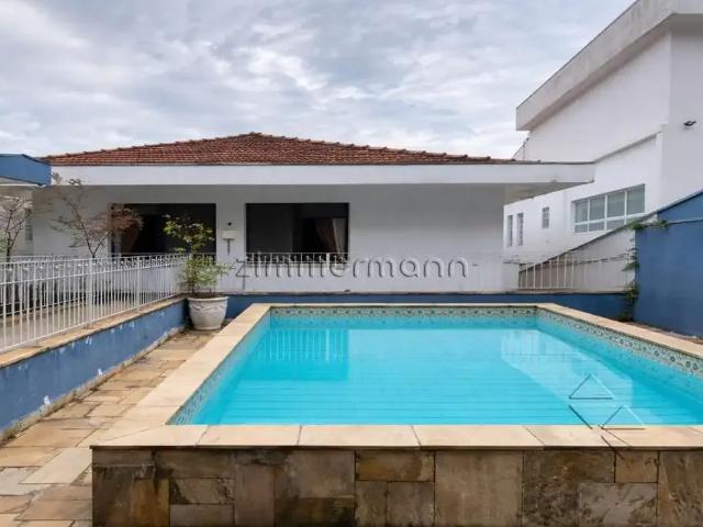 Casa / Sobrado para Venda em São Paulo/SP Pacaembu 4 Quartos
