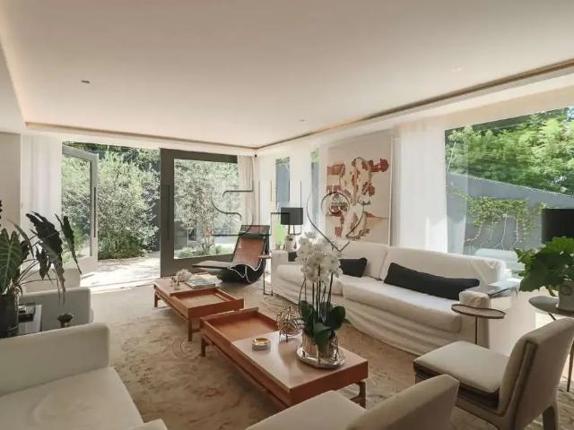 Casa / Sobrado para Venda em São Paulo/SP Pacaembu 4 Quartos